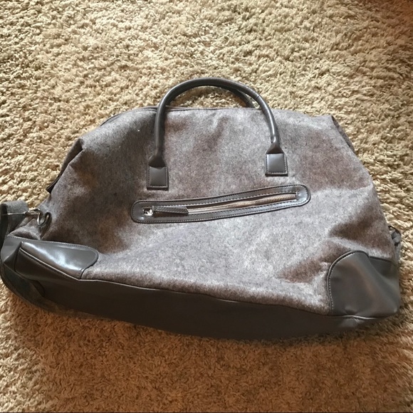 DSW | Bags | Dsw Exclusive Weekender Duffle Bag Gray Nw | Poshmark